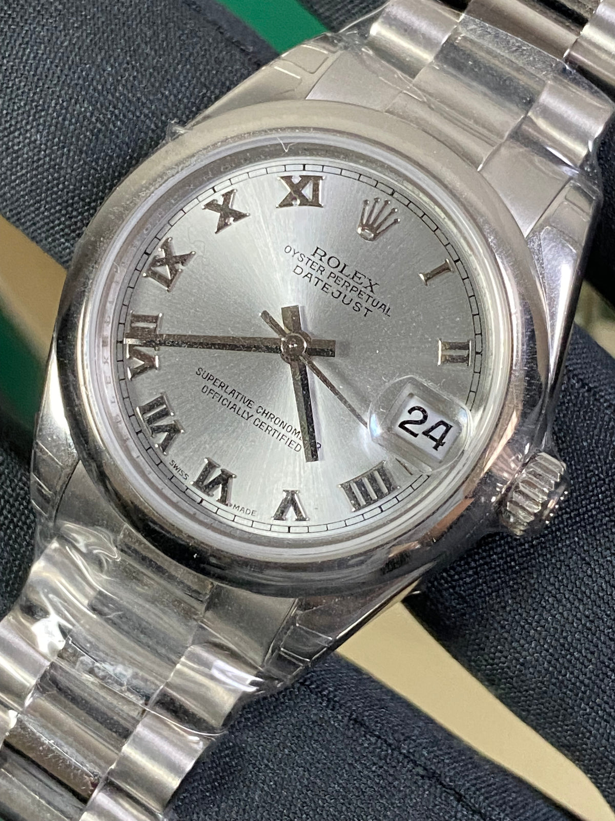 Rolex Platinum Datejust 31 - 2022 - Domed Bezel - Silver Roman Roman D ...